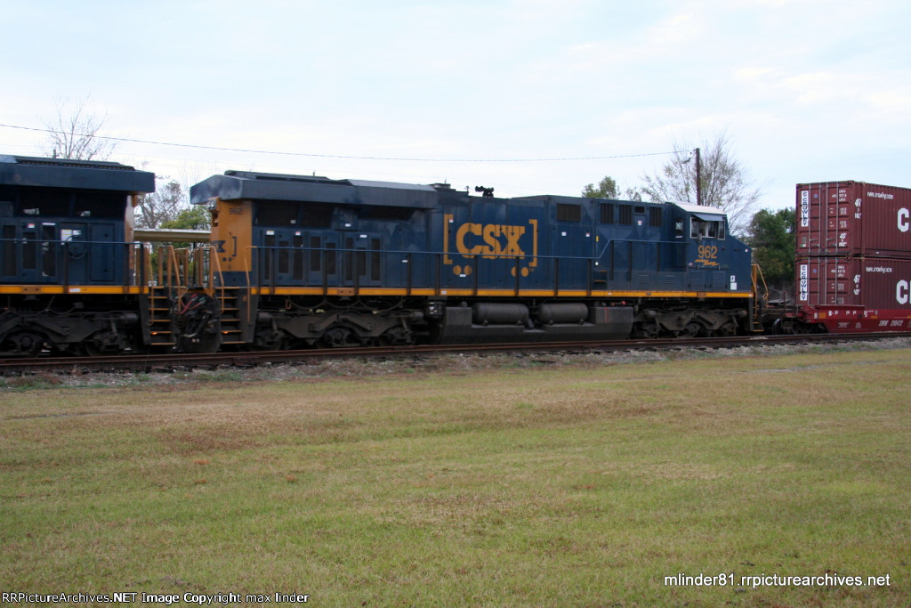 CSX 962